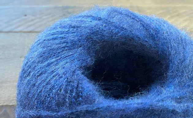 Kelso Wrap Knitting Kit | Blue Sky Fibers Woolstok Tweed (Aran)