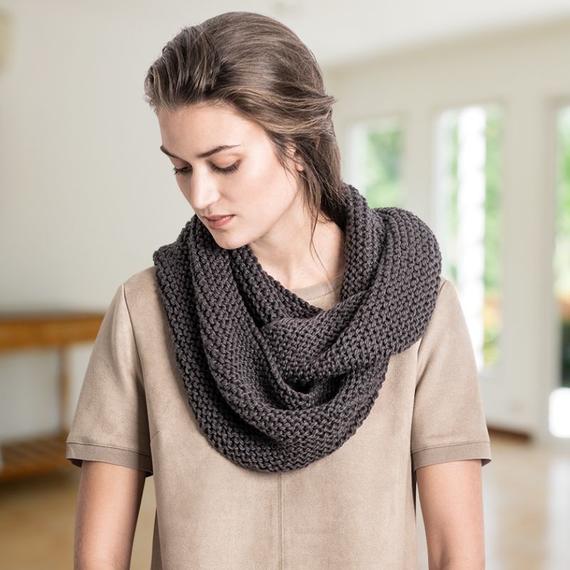 Beginners Knitting Kits | Organic Cotton Yarn | Elizabeth Cowl