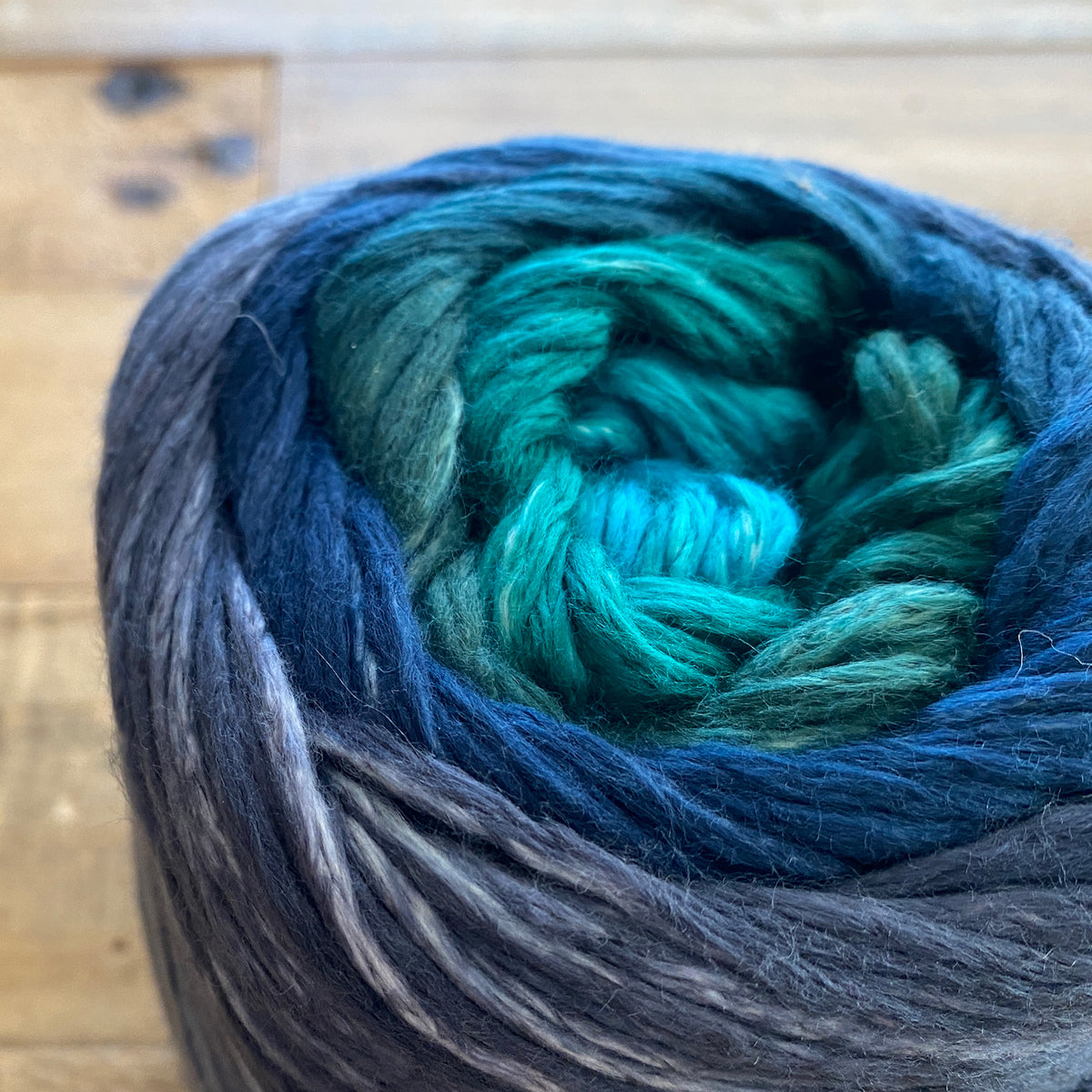 Cumulus Rainbow - The Dizzy Knitter